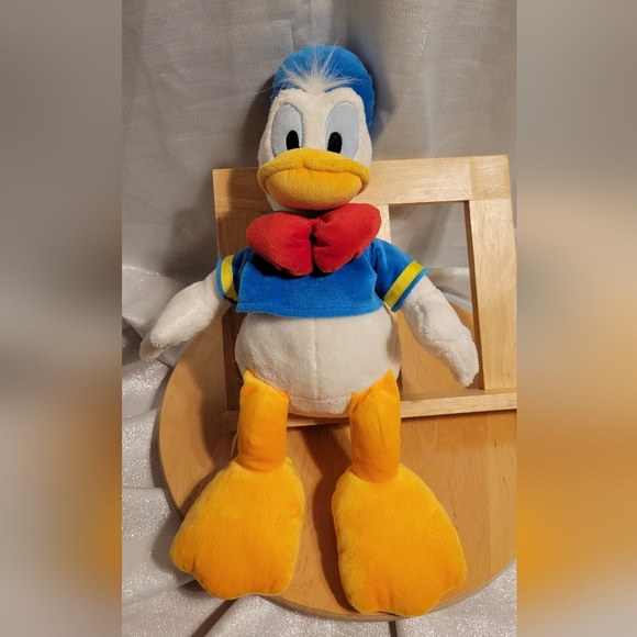 Disney | Toys | Disney Store Exclusive Authentic Original Donald Duck ...